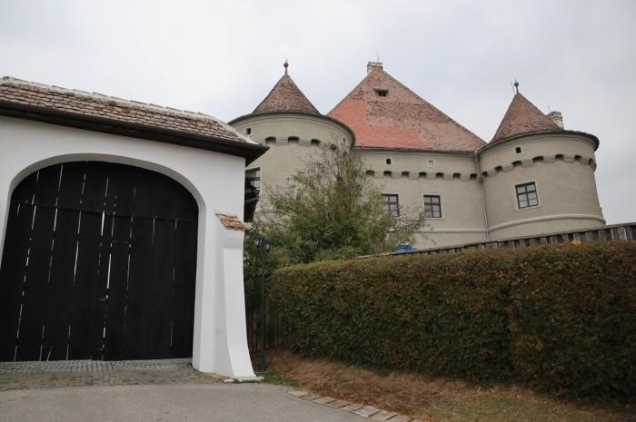 Bethlen Haller Castle, symbol of Jidvei wines, Why Romania?